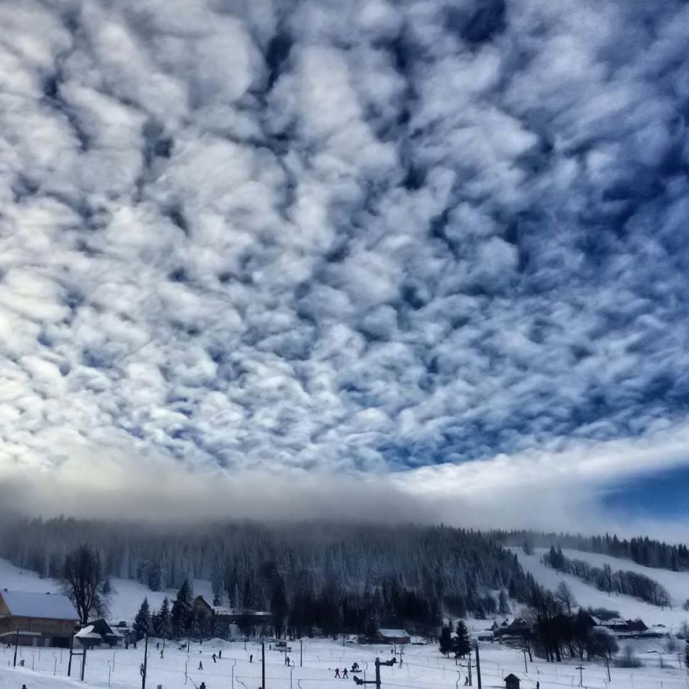 30 Incredible iPhone Photos That Capture Stunning Skies