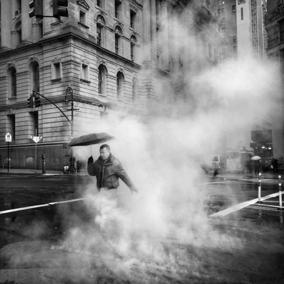 How Sheldon Serkin Takes Amazing iPhone Street Photos