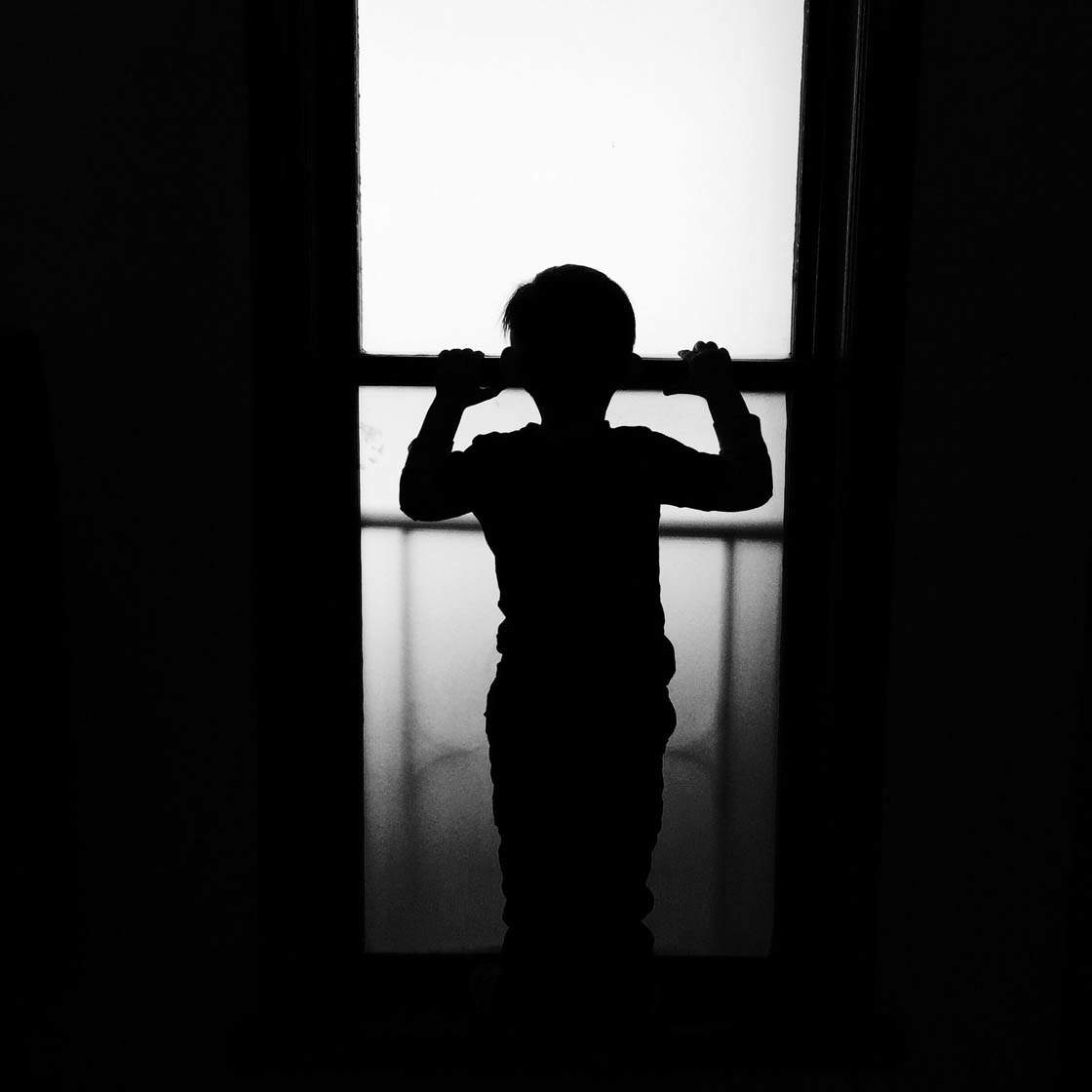 30 Incredible iPhone Photos That Convey Powerful Moods & Emotions