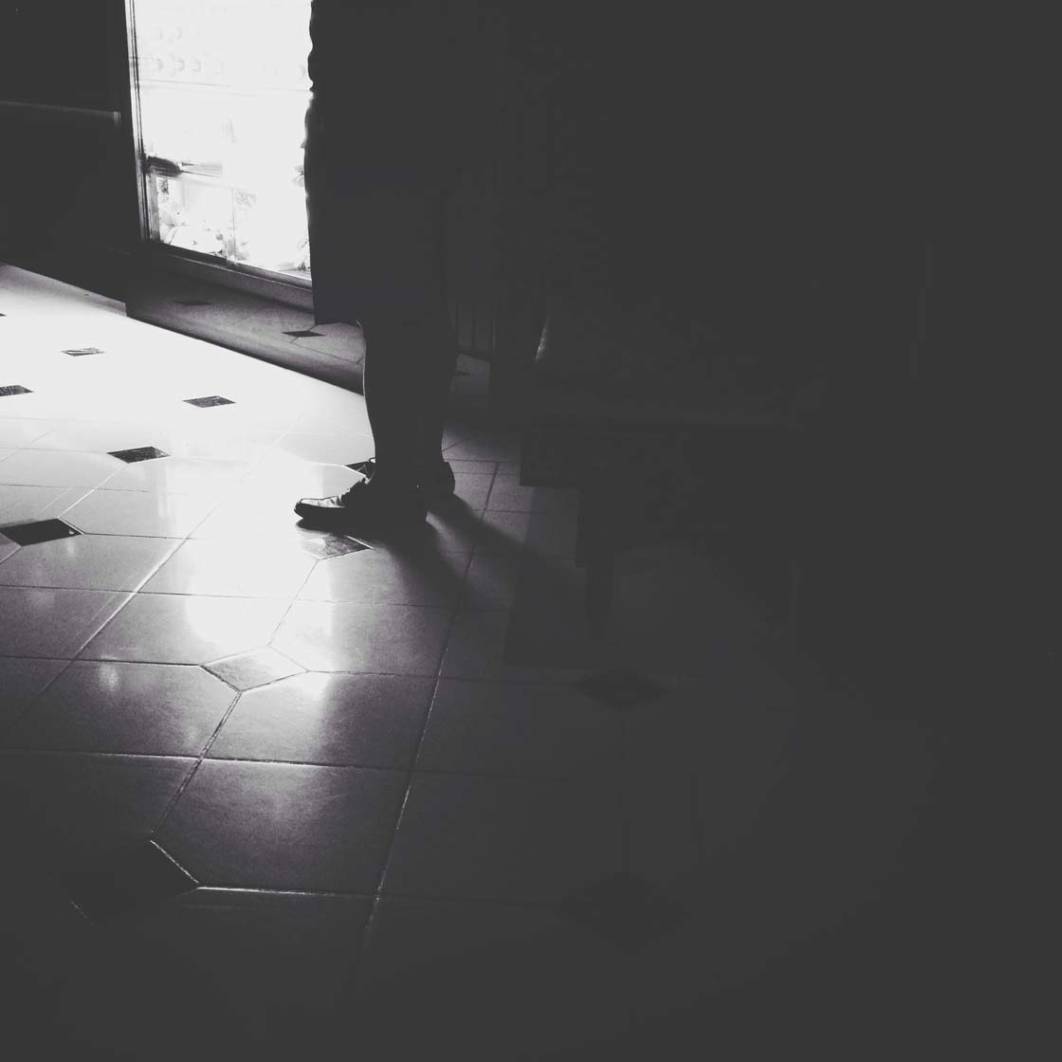 30 Incredible iPhone Photos Of Mysterious & Intriguing Shadows