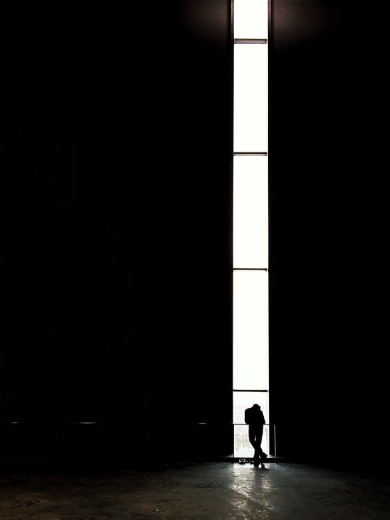 30 Incredible iPhone Photos Of Mysterious & Intriguing Shadows