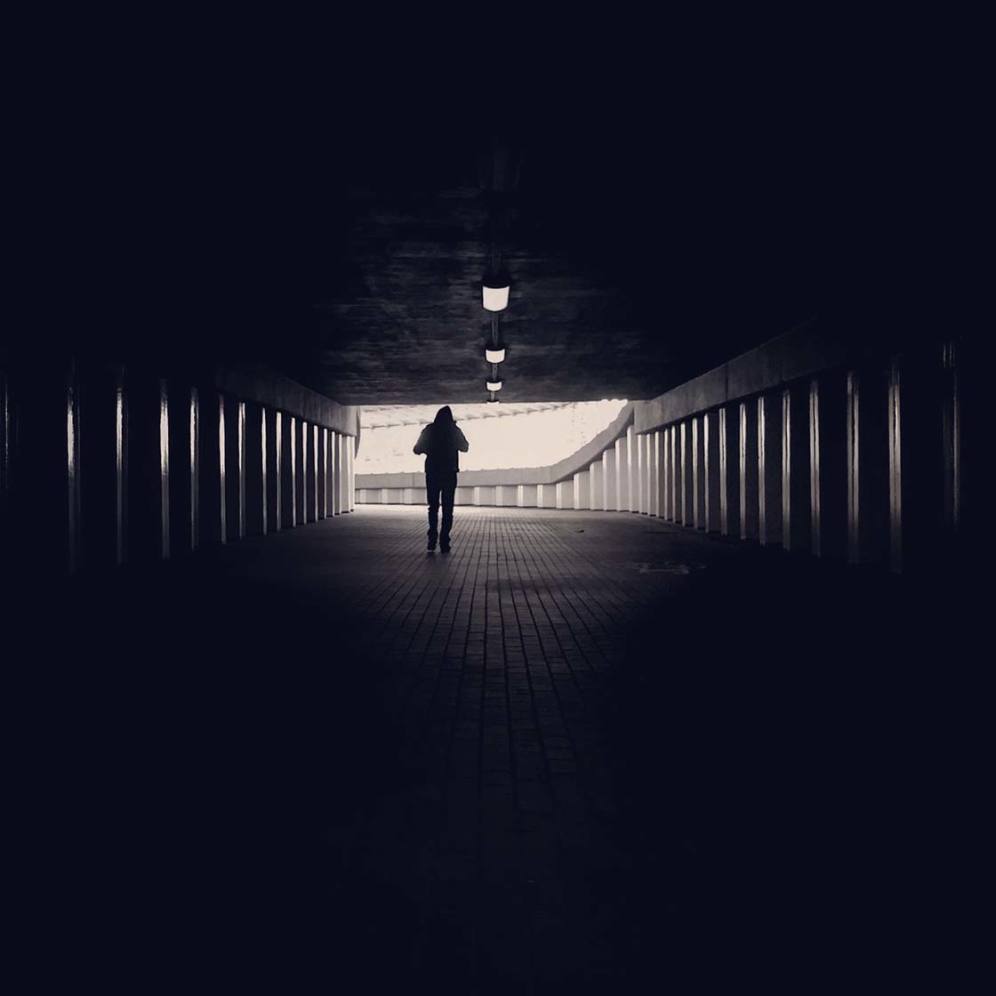 30 Incredible iPhone Photos Of Mysterious & Intriguing Shadows