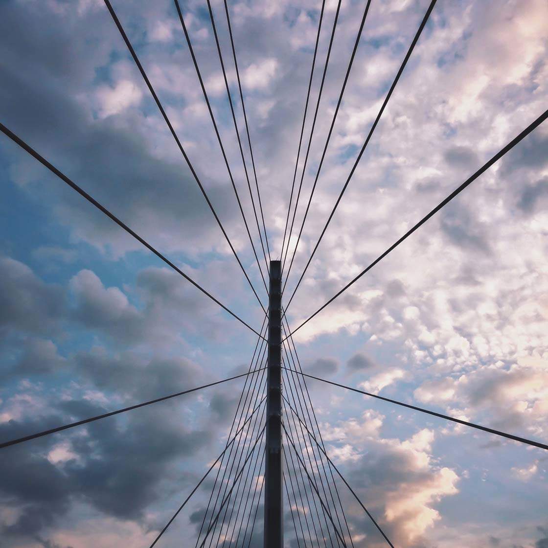 How To Find & Create Amazing Symmetry In Your iPhone Photography