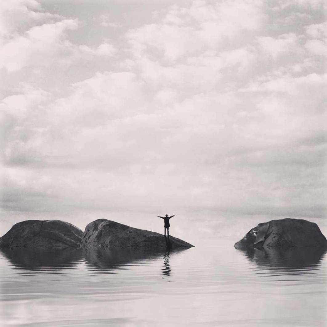 Use Reflect App To Create Unique Reflection iPhone Photos