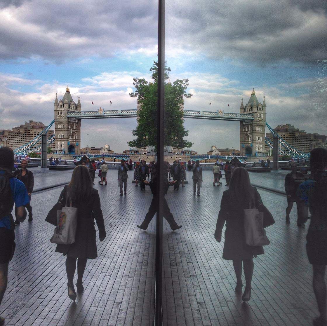 30 Stunning Symmetrical Photos Taken With An iPhone