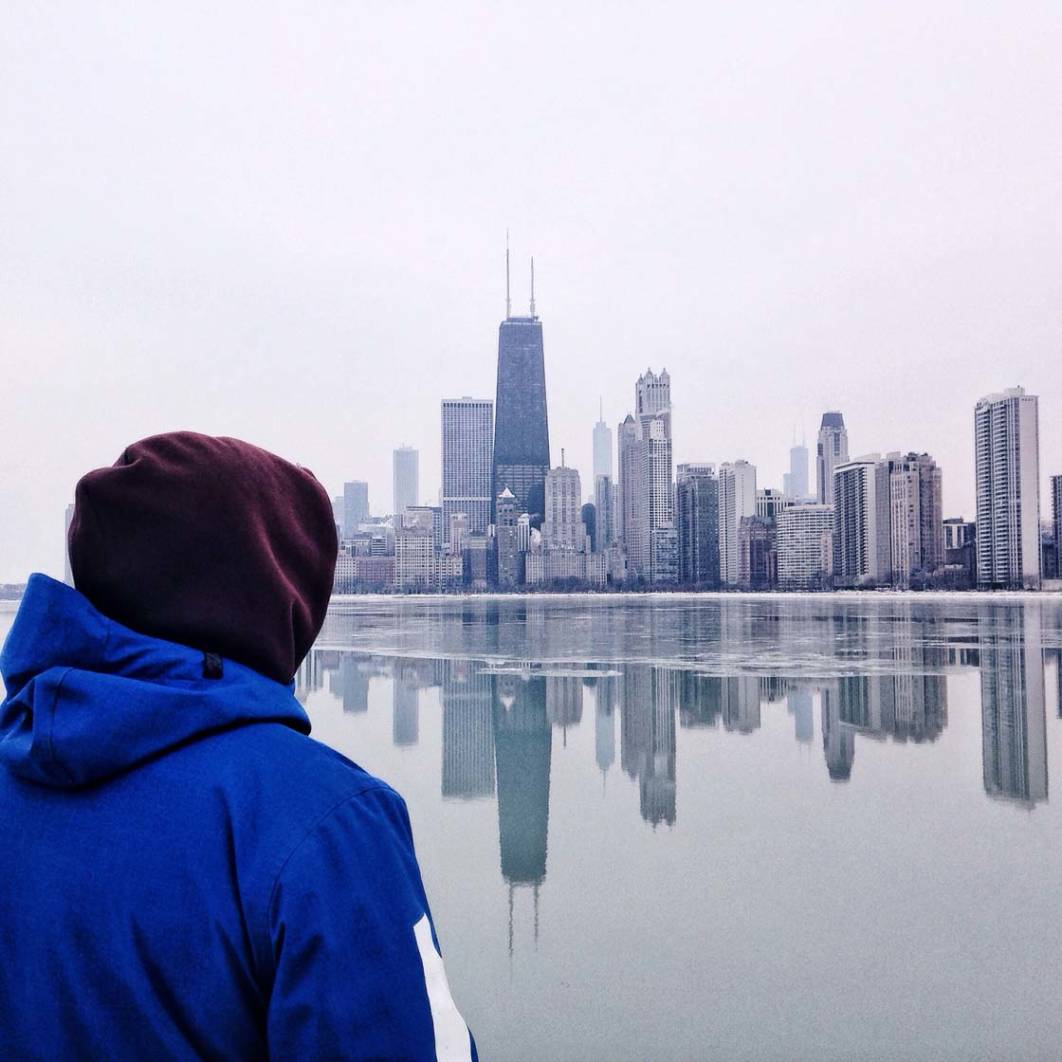 7 Creative Ways To Capture Incredible Urban Reflection iPhone Photos