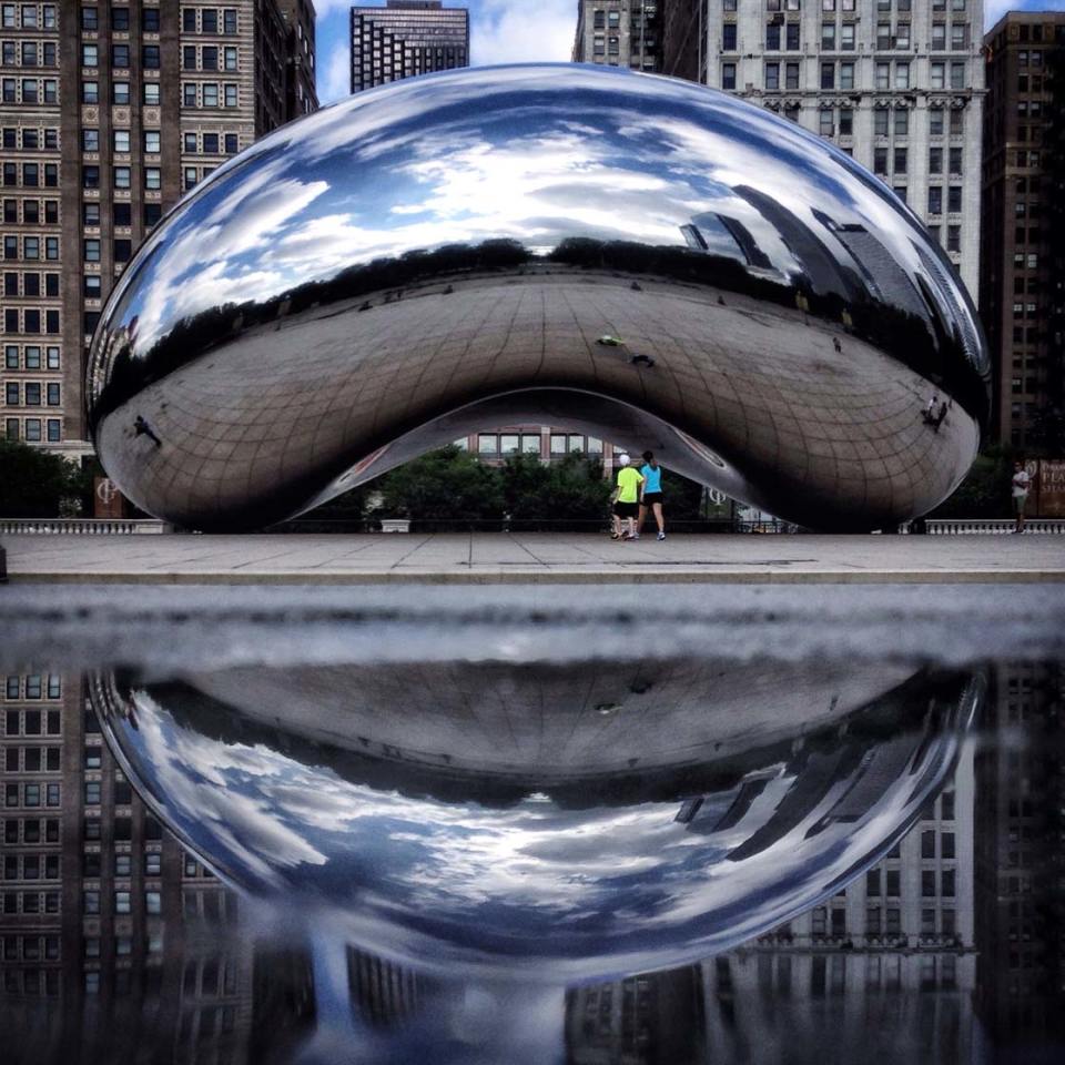7 Creative Ways To Capture Incredible Urban Reflection iPhone Photos