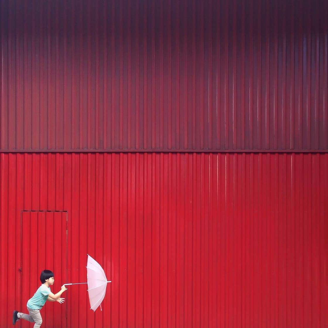 How Shaz Sharif Takes Amazing Minimalist iPhone Photos