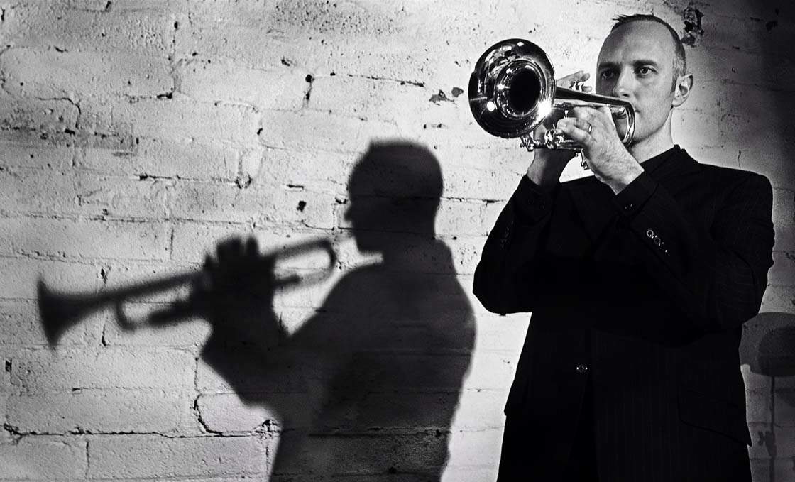 How To Shoot Incredible Music Photography With iPhone