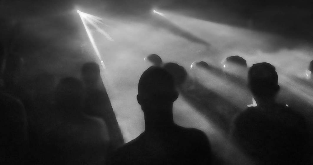 How To Shoot Incredible Music Photography With iPhone