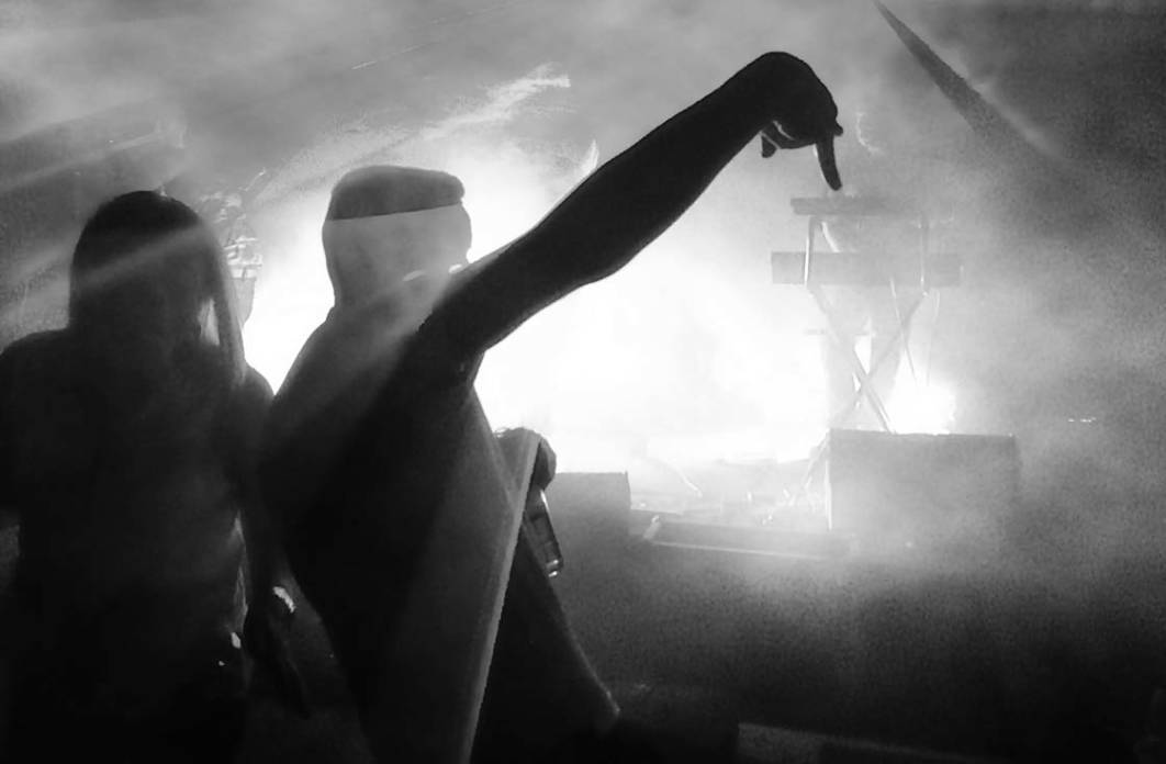 How To Shoot Incredible Music Photography With iPhone