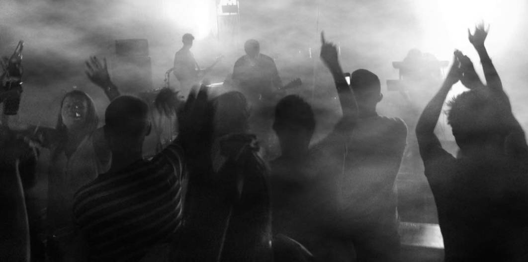 How To Shoot Incredible Music Photography With iPhone