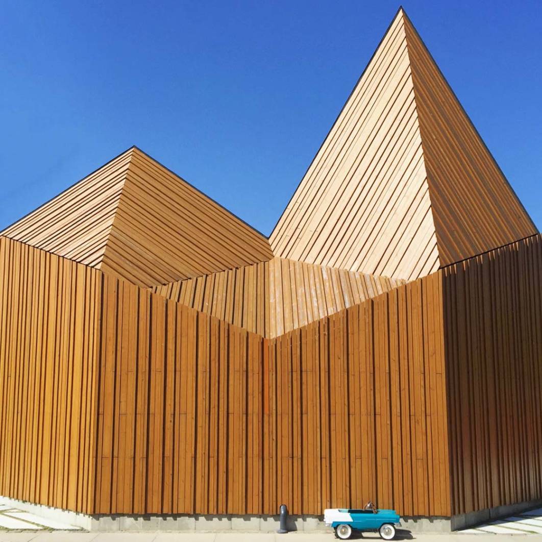 How Karen Vikke Takes Great Urban iPhone Photos