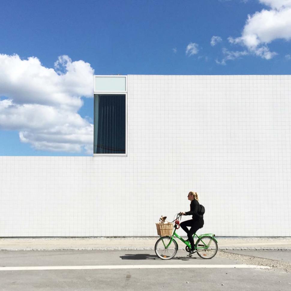 How Karen Vikke Takes Great Urban iPhone Photos
