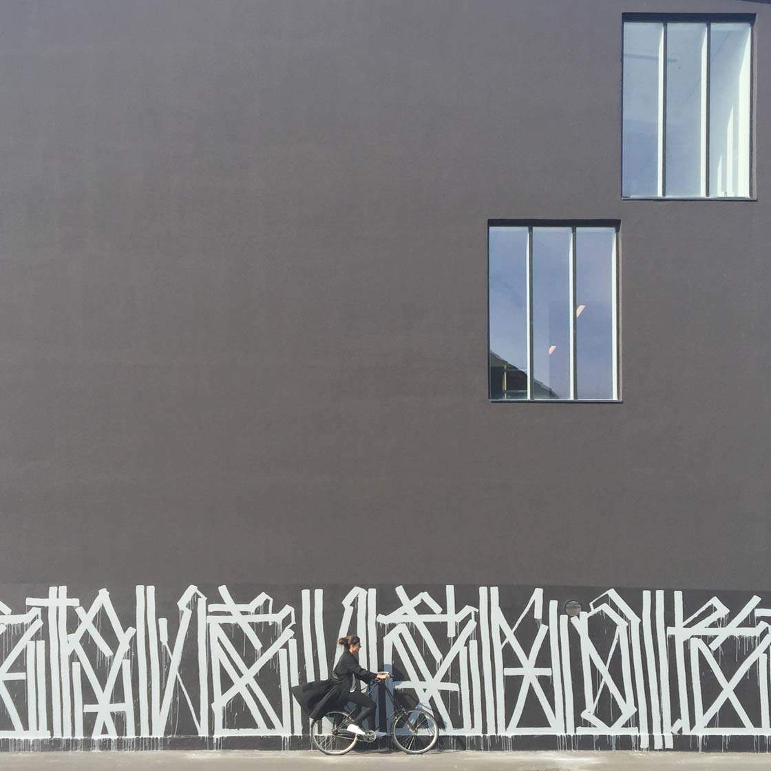 How Karen Vikke Takes Great Urban iPhone Photos