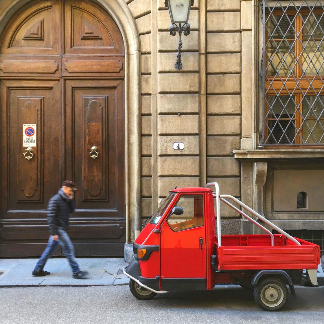 12 Ways To Use Color Composition For Stunning iPhone Photos