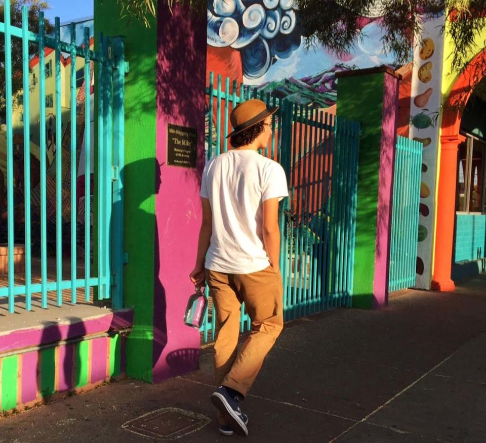 30 iPhone Photos That Make Incredible Use Of Color