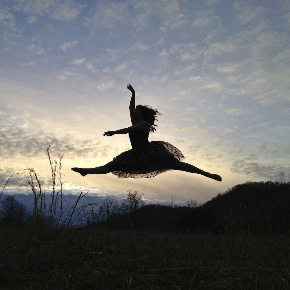 10 Ways To Capture More Dramatic Light In Your iPhone Photos