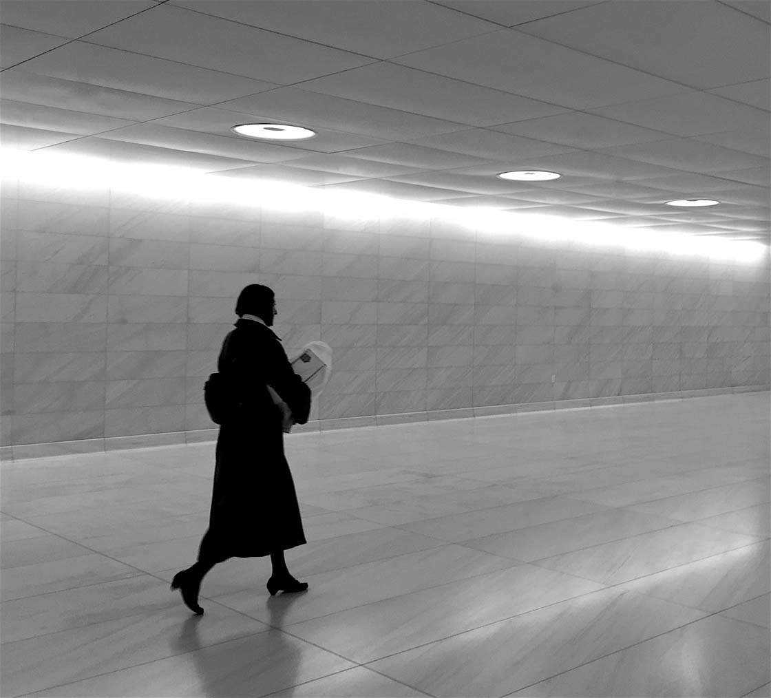 10 Great Ways To Use Leading Lines In Your iPhone Photos