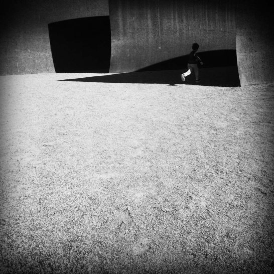 How Lee Atwell Tells Wonderful Stories Through Her iPhone Street ...