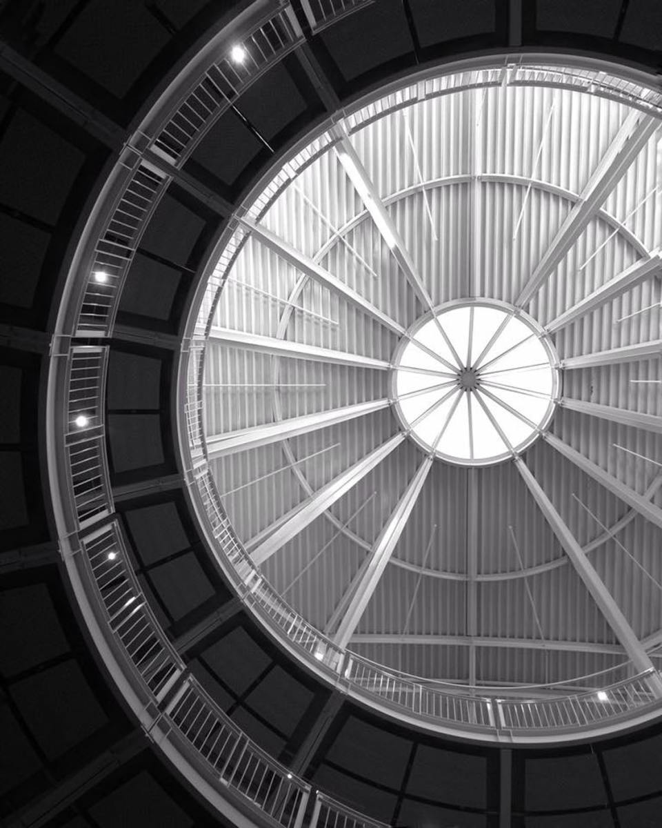 10 Composition Tips For Incredible Architecture iPhone Photos