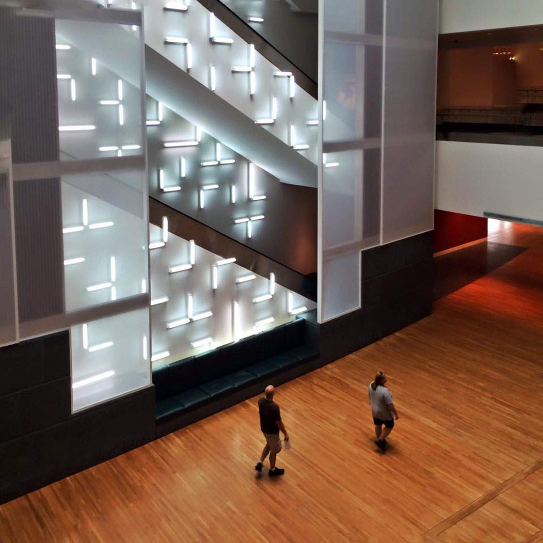 10 Tips For Taking Stunning iPhone Photos Of Building Interiors