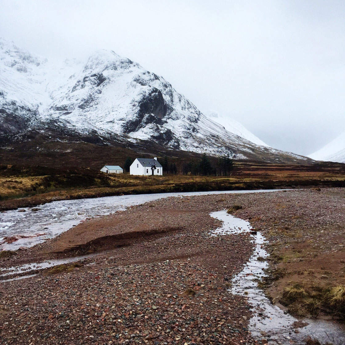 11 Clever Ways To Use Buildings In Your iPhone Landscape Photos