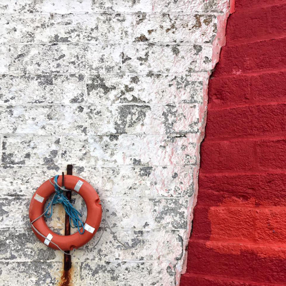 10 Easy Ways To Create Incredible Abstract iPhone Photos