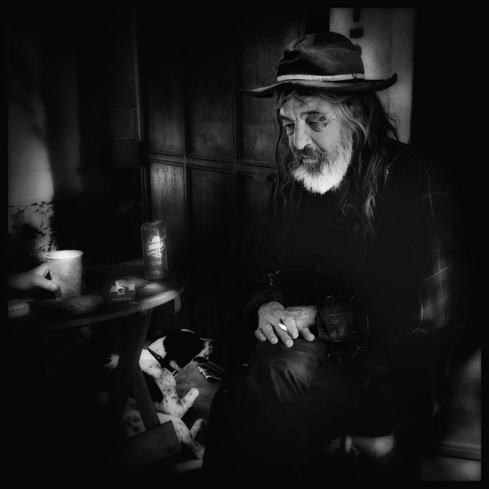 How Eric Mencher Takes Wonderful iPhone Photos Of People