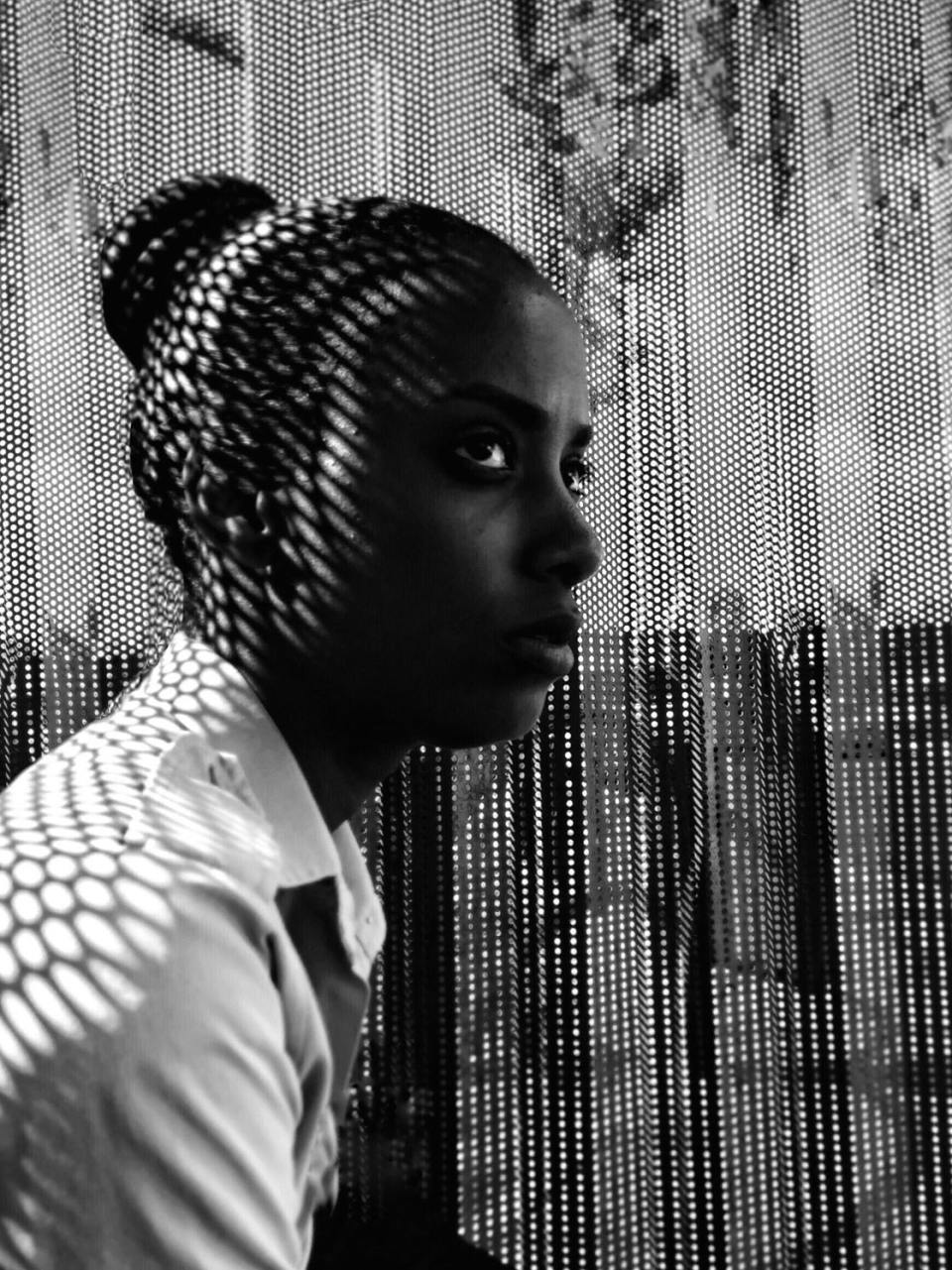 30 Incredible Black & White iPhone Photos