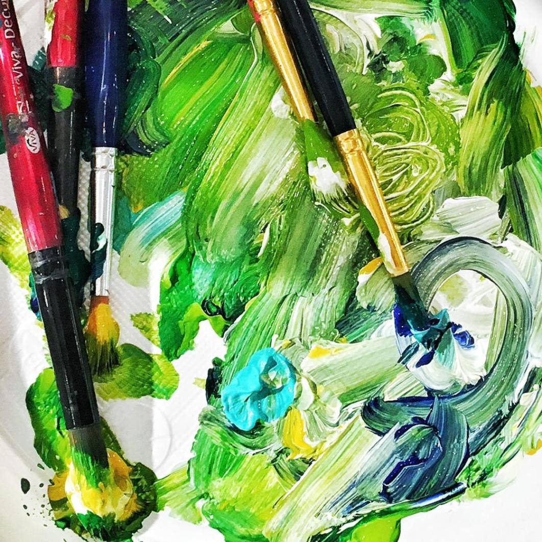 30 Incredible iPhone Photos With A Green Color Scheme