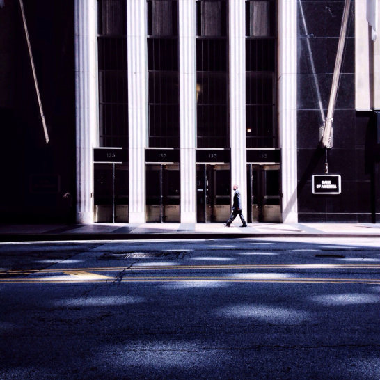 How To Tell Compelling Street Photography Stories With Your iPhone