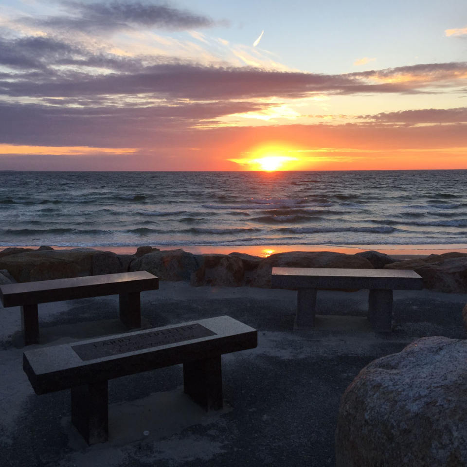 8 Tips For Creating Stunning iPhone Sunset Photos