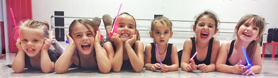 7 Steps To Capturing Perfect Group Photos With Your iPhone