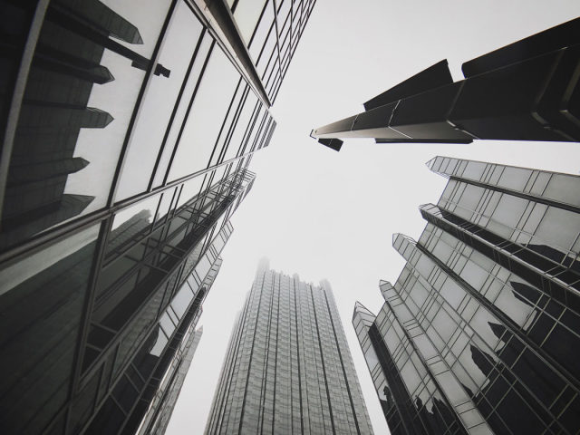 7 Perspective Photography Tips For Unique iPhone Photos