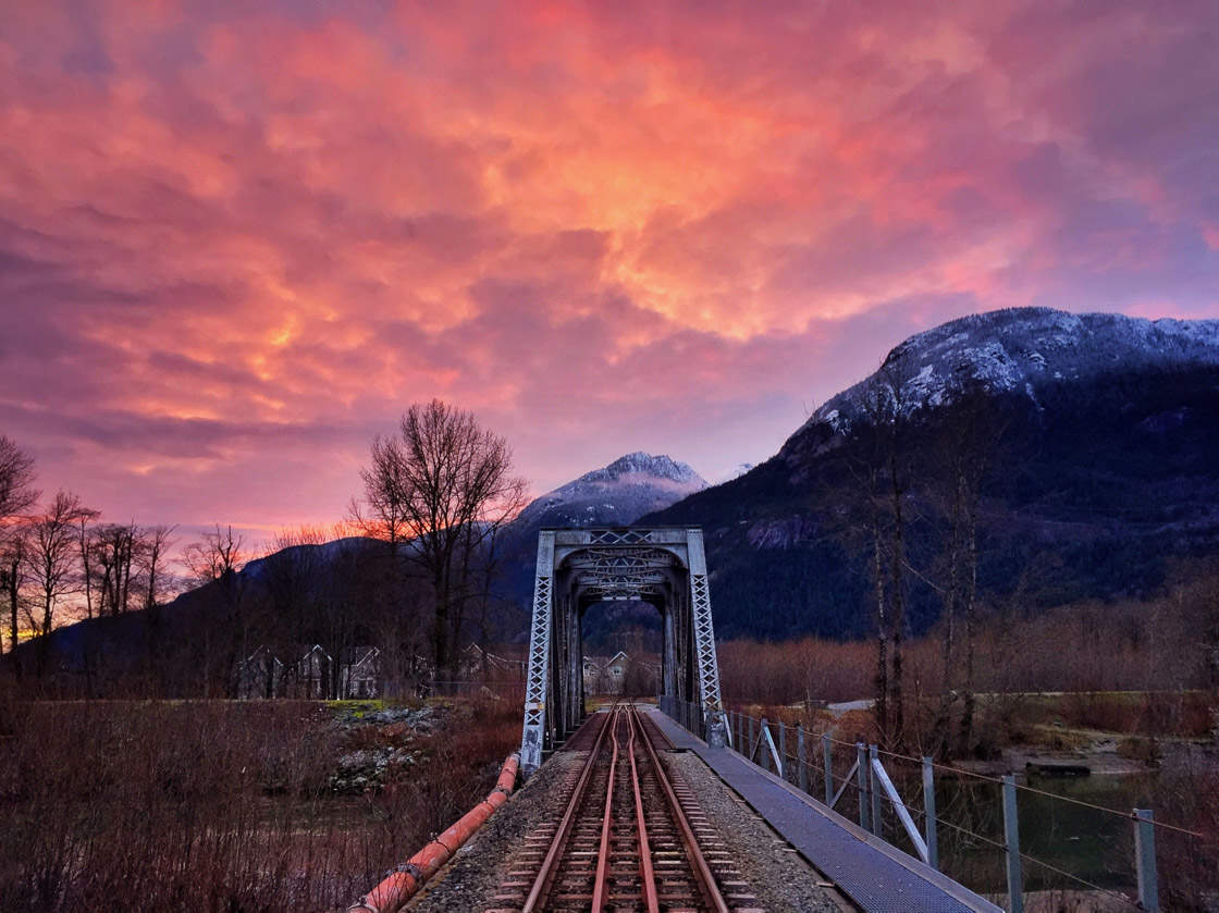 8 Tips For Extraordinary Sunset Photography On iPhone