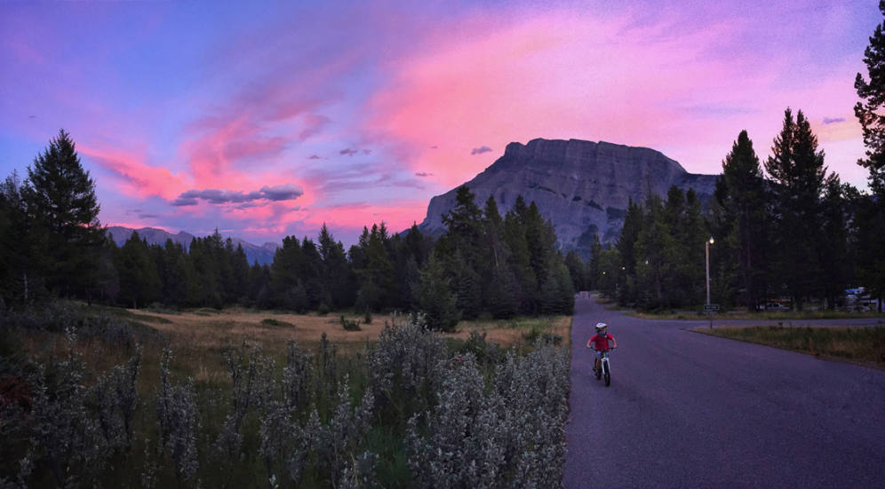 8 Tips For Extraordinary Sunset Photography On iPhone
