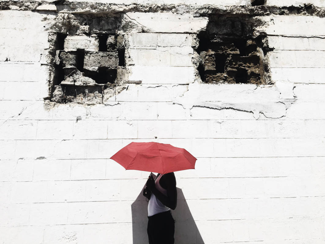 7 Tips For Stunning High-Contrast Portrait Photography On iPhone