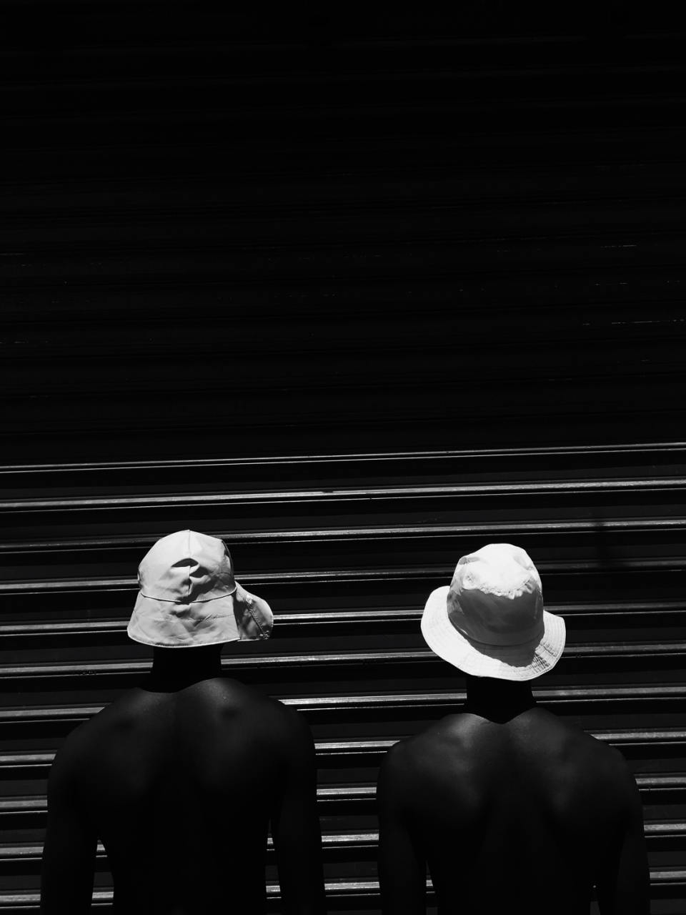 7 Tips For Stunning High-Contrast Portrait Photography On iPhone