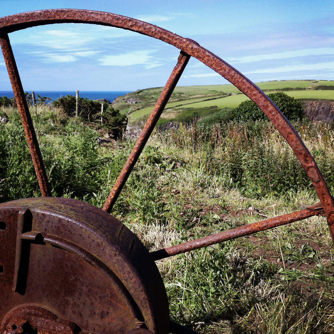 7 Tips For Using Framing Composition Techniques In Your iPhone Photos