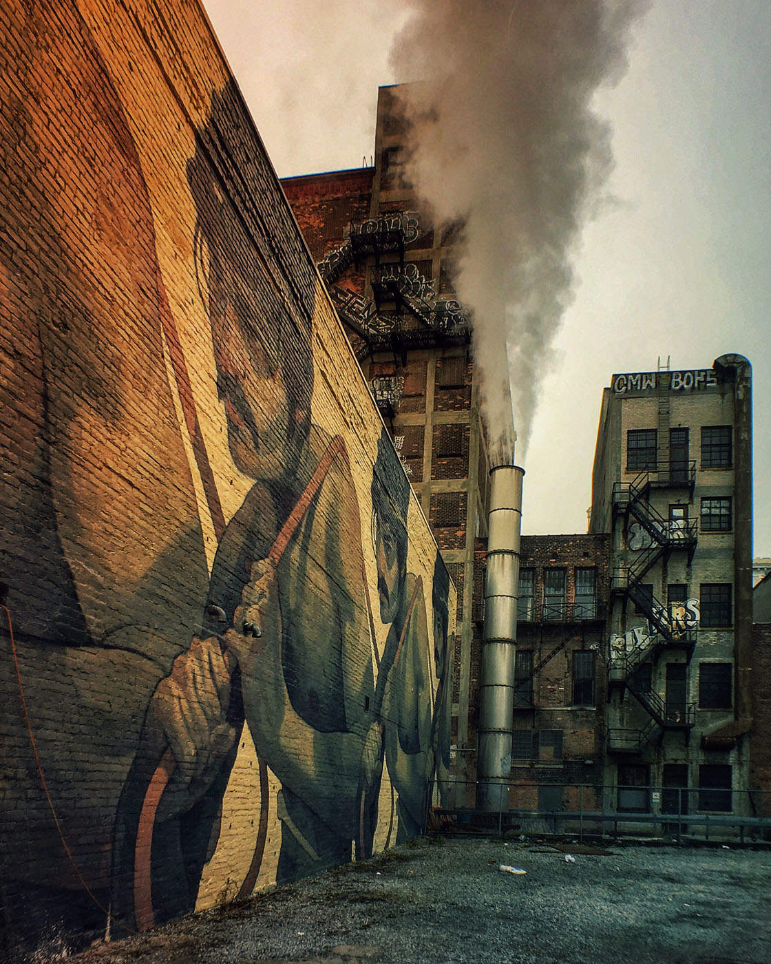 How Jorg Siebler Captures Beautiful & Dramatic iPhone Photos