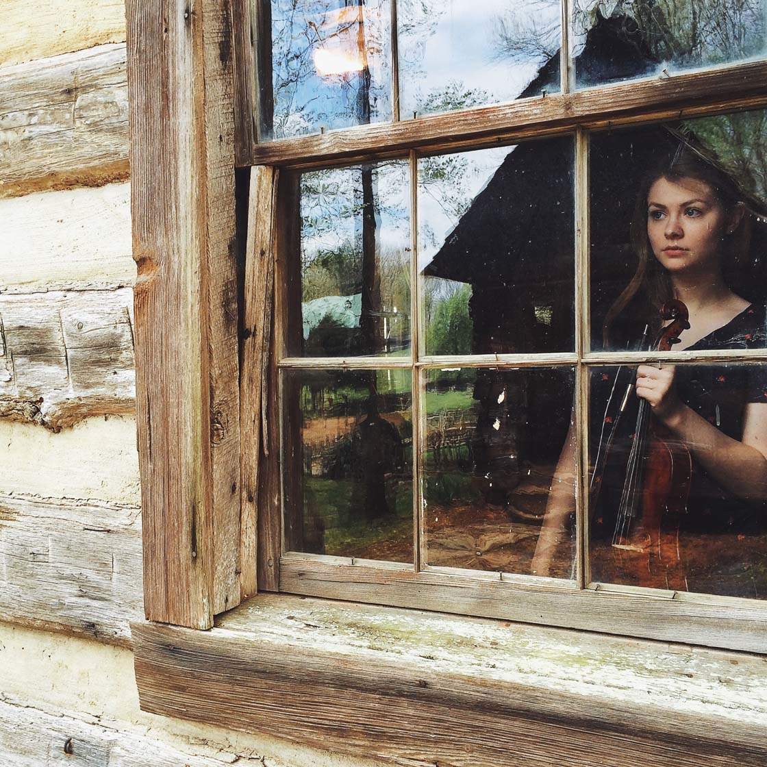 9 Tips For Capturing Spectacular Reflections In Your iPhone Photos