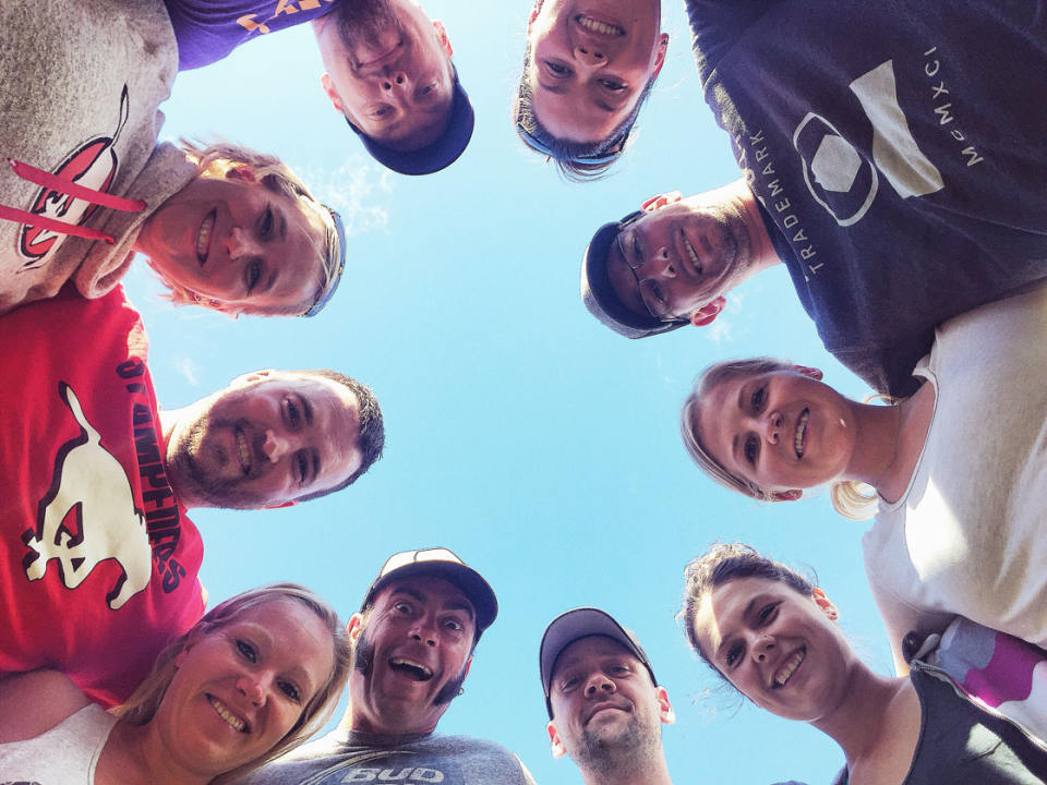 7 Steps To Capturing Perfect Group Photos With Your iPhone