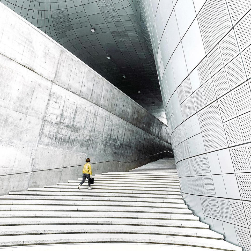 10 Tips For Extraordinary Architecture Photography On iPhone