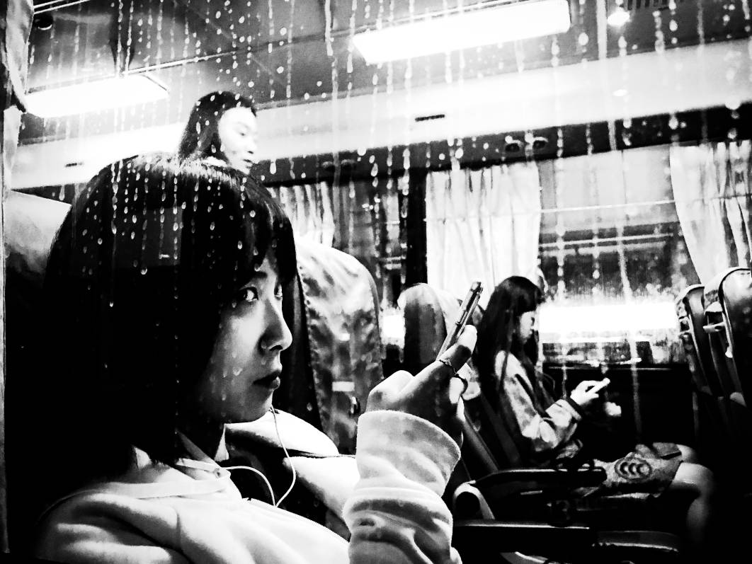 8 Easy Ways To Shoot More Creative Street Photography On iPhone