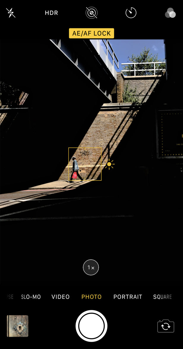 9 Tips For Capturing Incredible Shadows In Your iPhone Street Photos