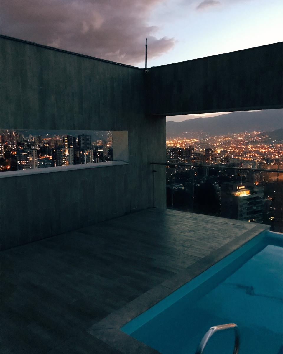 7 Tips For Shooting More Interesting Travel Photos With Your iPhone