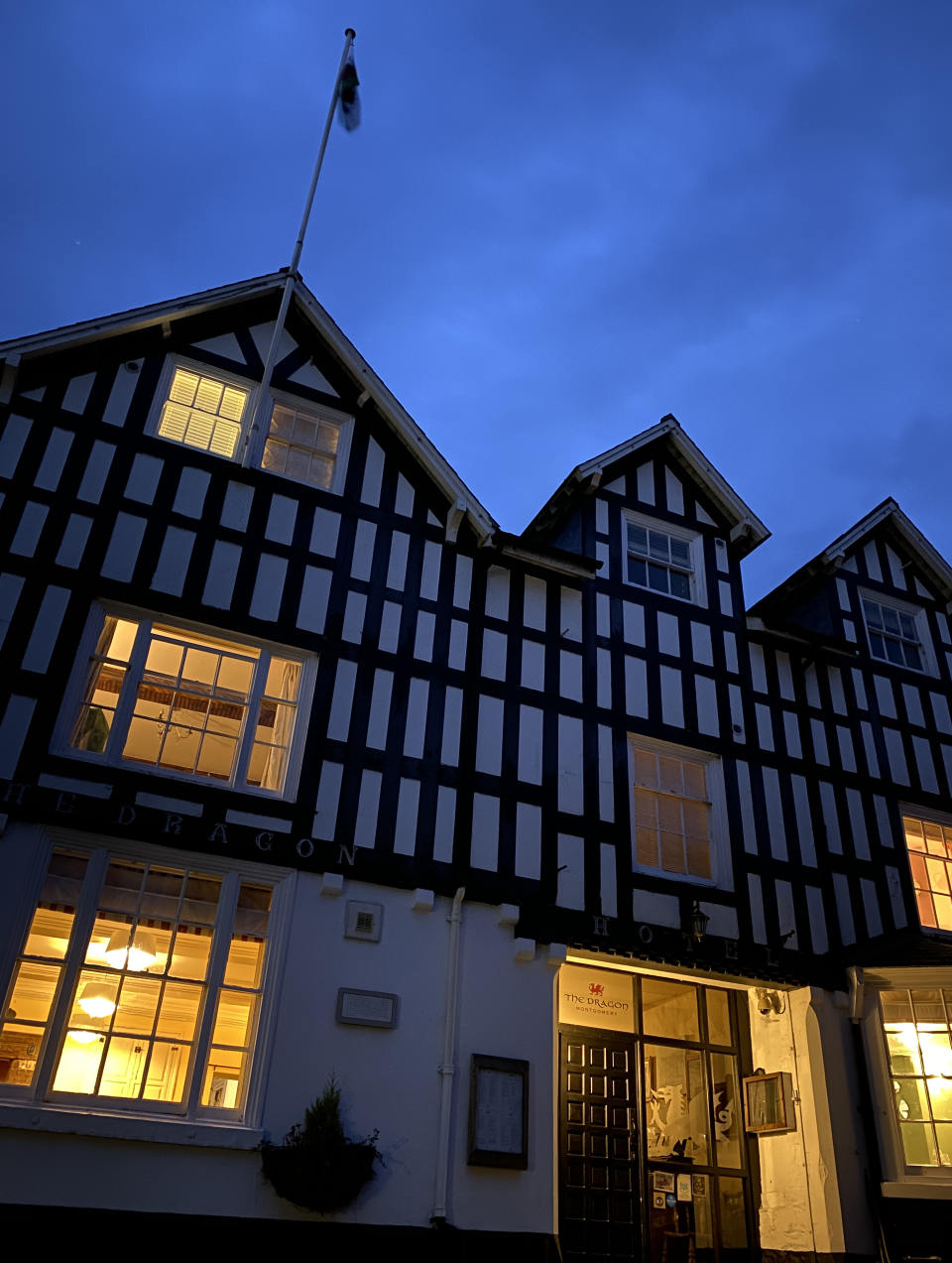 How to Take Great Night Sky Photos On iPhone