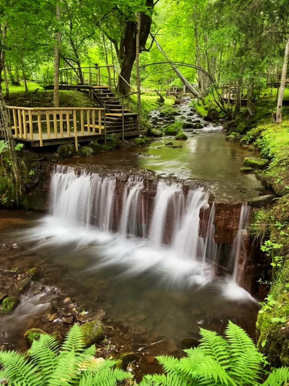 How To Convert Your iPhone Live Photos Into Long Exposure Photos