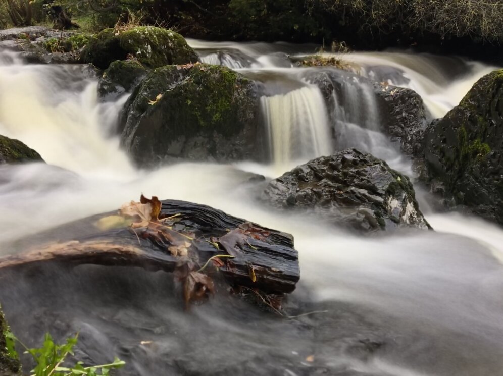 How To Convert Your iPhone Live Photos Into Long Exposure Photos